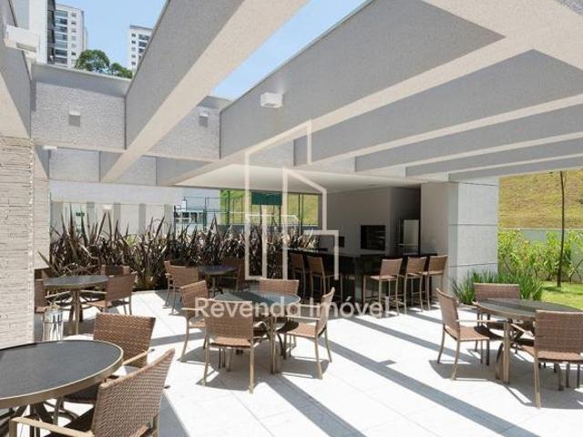 Apartamento de 2 dormitórios à venda no Morumbi