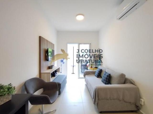 Apartamento de 2 dormitórios à venda na praia das Toninhas em Ubatuba