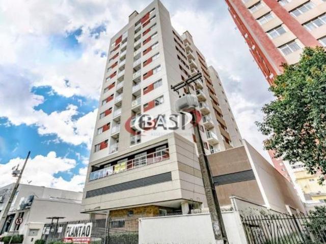 Apartamento de 2 dormitorios andar alto a venda no Capao Raso, Curitiba