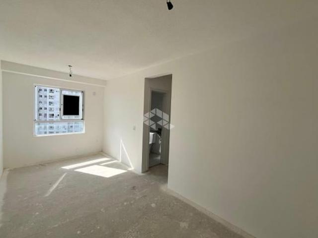 Apartamento de 2 dormitórios, andar alto, vaga escriturada, elevadores e infra completa