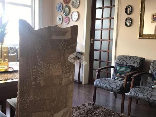 Apartamento de 2 dormitórios, bairro Cidade Baixa