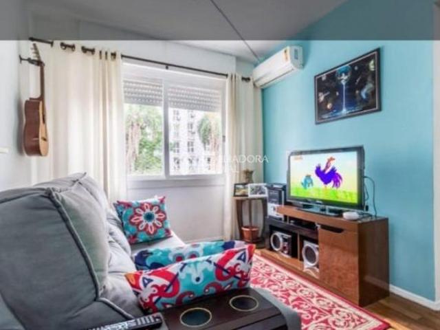 apartamento de 2 dormitórios, bairro Menino Deus em Porto Alegre