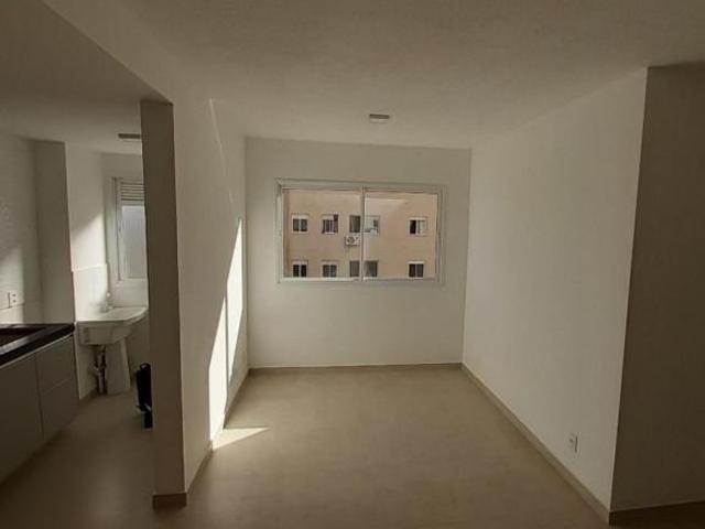 Apartamento de 2 dormitórios com 1 vaga de garagem e elevador em Canoas