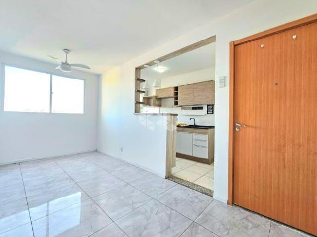 Apartamento de 2 Dormitorios com 1 vaga no Bairro Humaitá