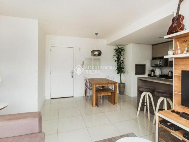 Apartamento de 2 dormitórios com 2 vagas e infraestrutura no My Way