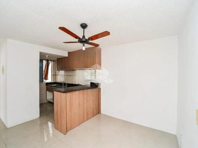 Apartamento de 2 Dormitórios com Vaga de Garagem à Venda