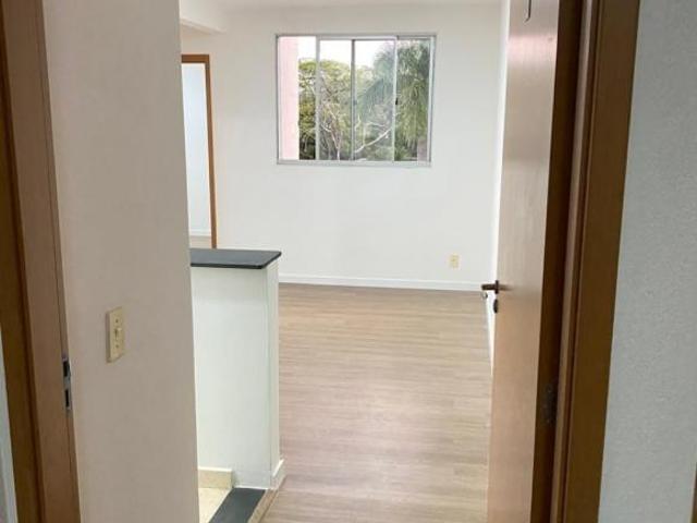 Apartamento de 2 dormitórios com vaga de garagem escriturada