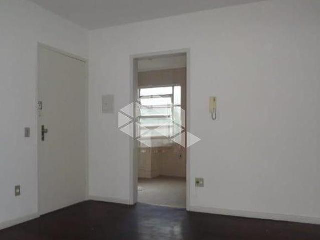 Apartamento de 2 dormitórios com vaga em excelente localização, bairro Teresópolis