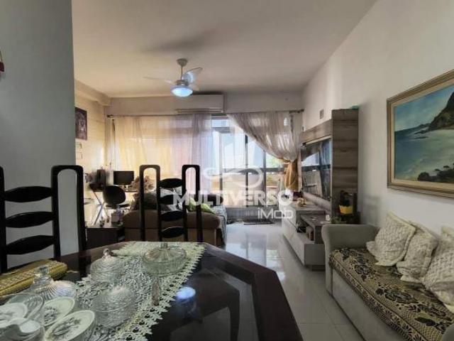 Apartamento de 2 Dormitórios com Varanda no José Menino – Santos | 10º Andar