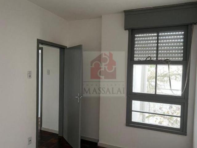 Apartamento de 2 dormitórios com garagem à venda no Bairro Sarandi