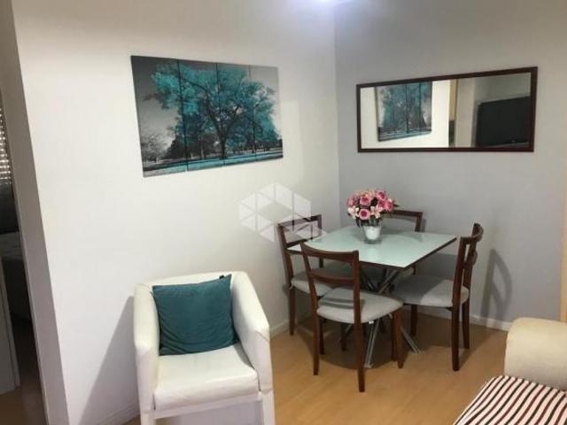 APARTAMENTO DE 2 DORMITÓRIOS COM SACADA E ELEVADOR NO SARANDI, EM PORTO ALEGRE