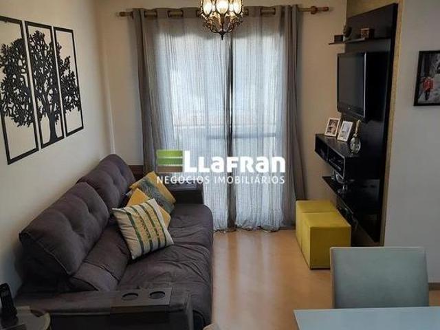 Apartamento de 2 dormitórios Condomínio Vila Rica
