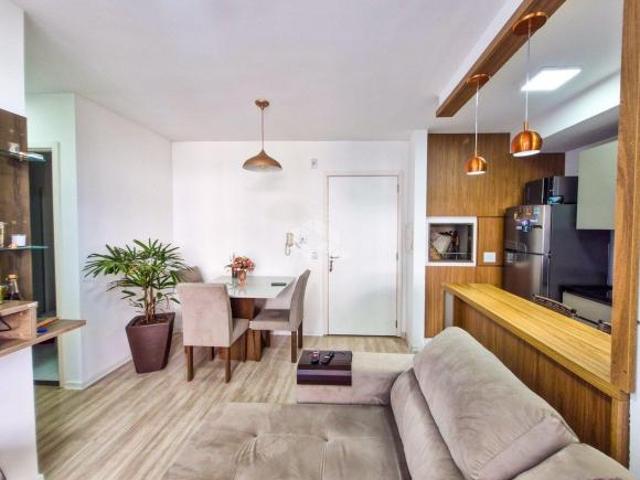 Apartamento de 2 dormitórios e 1 vaga de garagem, no bairro Farrapos, em Porto Alegre
