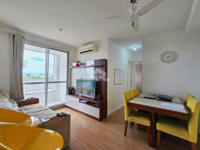 Apartamento de 2 dormitórios e 1 vaga de garagem, no bairro Humaitá, em Porto Alegre