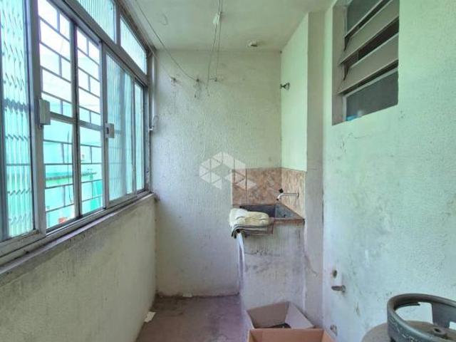 Apartamento de 2 dormitórios e 1 vaga de garagem, no bairro Humaitá, em Porto Alegre
