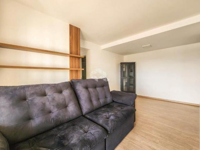 Apartamento de 2 dormitórios e 1 vaga de garagem, no bairro São Geraldo, em Porto Alegre