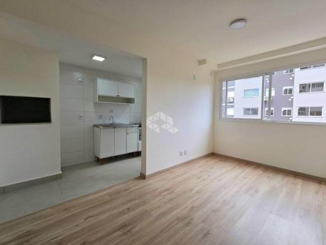 Apartamento de 2 dormitórios e 1 vaga de garagem, no bairro Vila Jardim, em porto Alegre