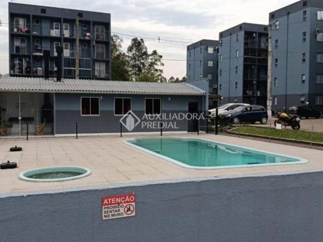 Apartamento de 2 dormitórios e 1 vaga em Novo Hamburgo