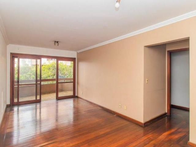 Apartamento de 2 dormitórios e 94m² à venda em Petrópolis, Porto Alegre