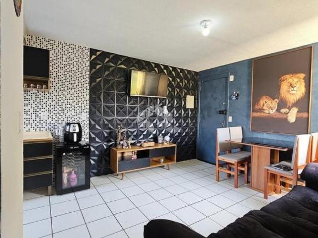 Apartamento de 2 dormitórios e garagem na Vila Nova Zona Sul