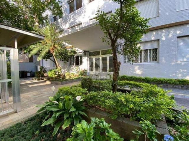 Apartamento de 2 dormitórios e dependência no coração do Boqueirão Santos