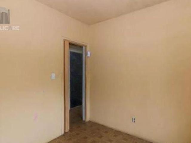 Apartamento de 2 dormitórios e vaga