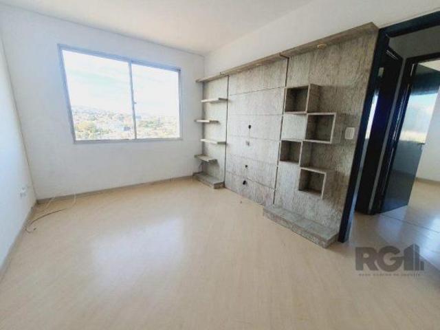 Apartamento de 2 dormitórios e vaga no Cristal DESOCUPADO