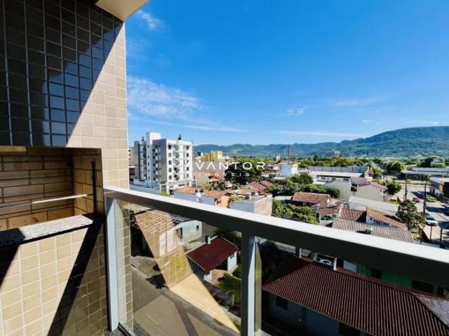 Apartamento de 2 dormitórios, em Camobi