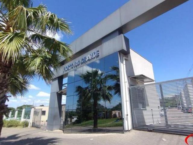 Apartamento de 2 Dormitórios Localizado na Av.Protasio Alves