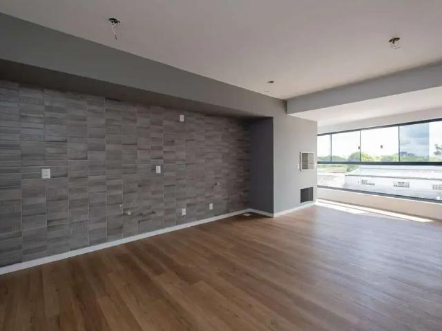 Apartamento de 2 dormitórios para aluguel no centro de Pelotas RS com ótima localização, ambientes