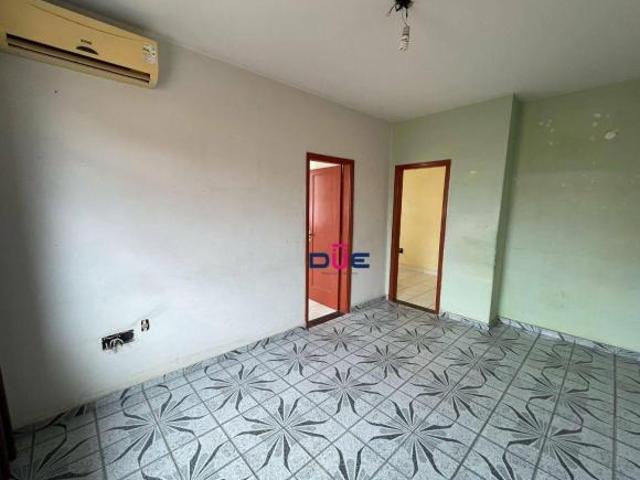 Apartamento de 2 dormitórios para reforma na Aparecida, Santos