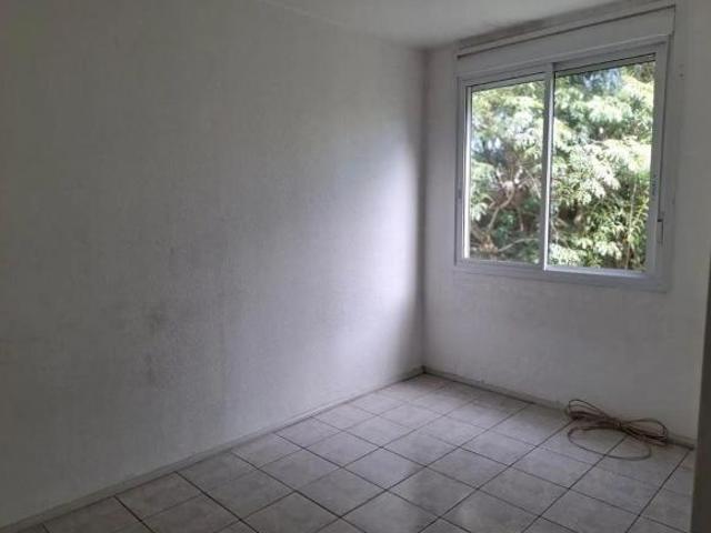 Apartamento de 2 Dormitórios para Venda – Próximo à Cel. Massot