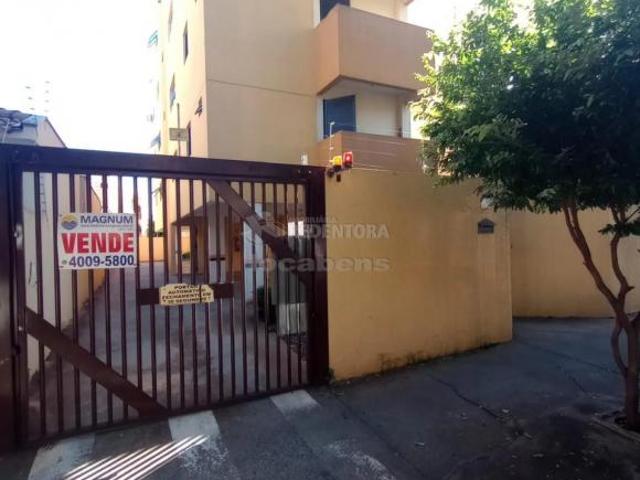 Apartamento de 2 dormitórios próximo ao Hospital HB