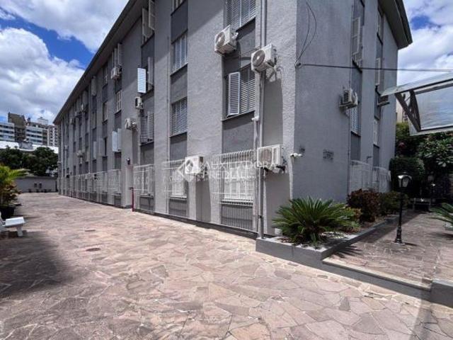 Apartamento de 2 dormitórios, reformado, cozinha americana no bairro Menino Deus
