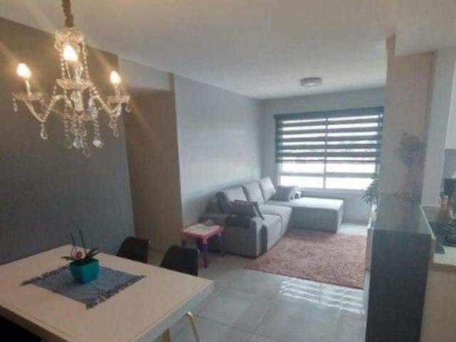 Apartamento de 2 dormitórios suíte, 1 vaga, elevador no bairro Jardim Lindóia