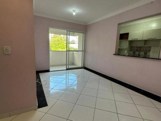 Apartamento de 2 dormitórios,sacada,churrasqueira,piscina,vaga