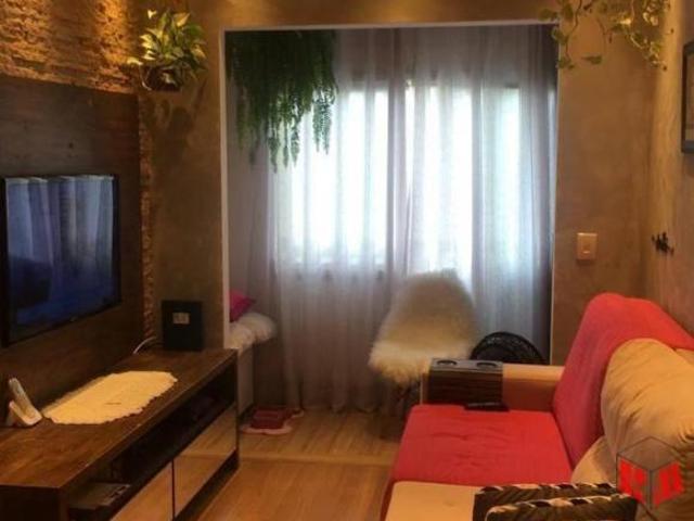 Apartamento de 2 dormitórios sacada e 1 vaga Jardim Central Cotia