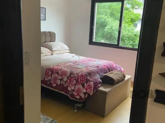 Apartamento de 2 dormitórios, sala, cozinha, banheiro, área de serviço com vaga de garagem escritura