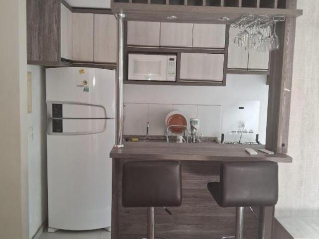 Apartamento de 2 dormitórios, semi mobiliado, com excelente infraestrutura!