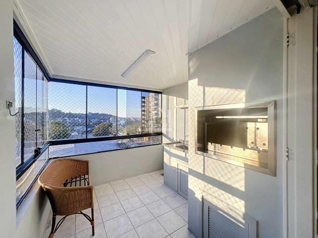 APARTAMENTO DE 2 DORMITÓRIOS SEMIMOBILIADO