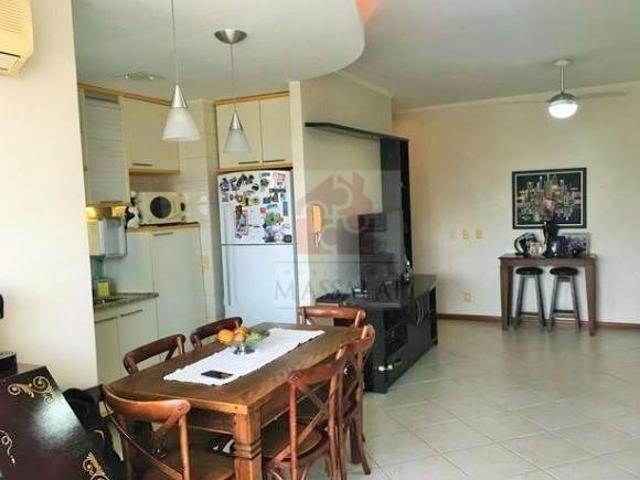 Apartamento de 2 dormitórios, sendo 1 suíte, com garagem para 2 carros Bairro Floresta