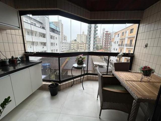 Apartamento de 2 dormitórios sendo 1 suíte a venda em Praia Grande/SP