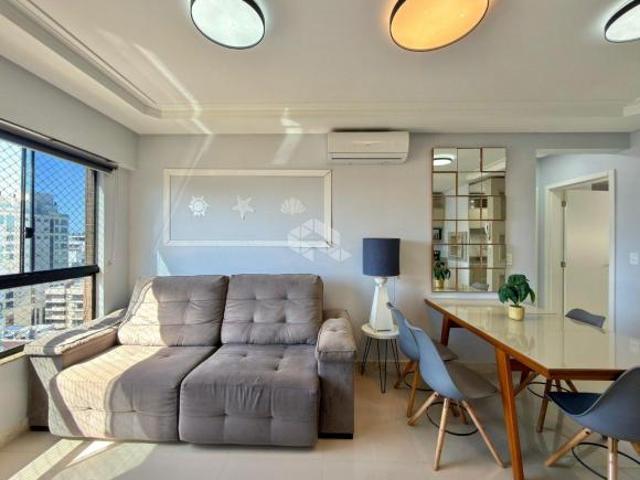 Apartamento de 2 dormitórios sendo 1 suíte mobiliado combox/vaga de garagem na Zona Nova de Capão da