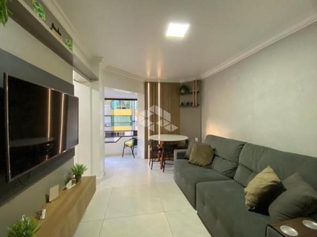 Apartamento de 2 dormitórios sendo 1 suíte mobiliado de frente com box/vaga de garagem em Capão da C