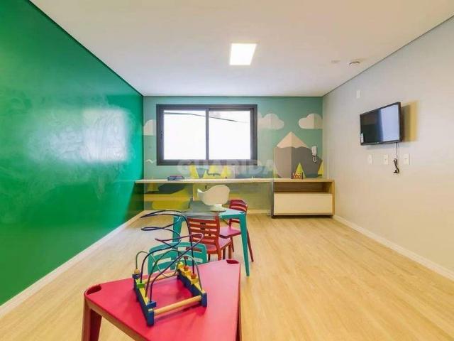 Apartamento de 2 dormitórios, sendo 1 suíte, no bairro Santana. COD: 20096