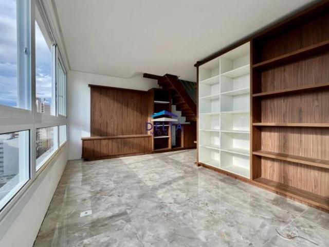 Apartamento de 2 dormitorios, sendo 2 suites a venda em Torres/RS