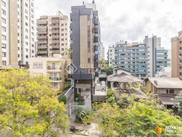 Apartamento de 2 dormitórios, vaga dupla no coração de Porto Alegre