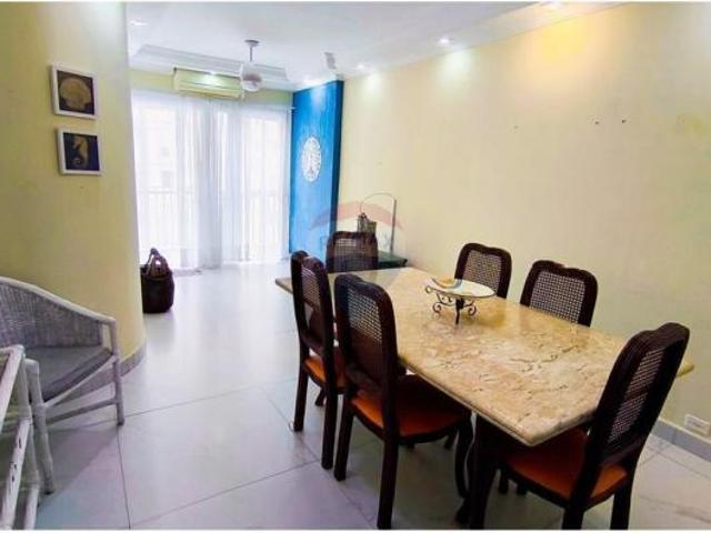 Apartamento de 2 Dormitórios + 1 a venda nas Pitangueiras, Guarujá