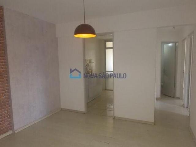 Apartamento de 2 dormitórios 1 vaga a cerca de 500 metros do metrô