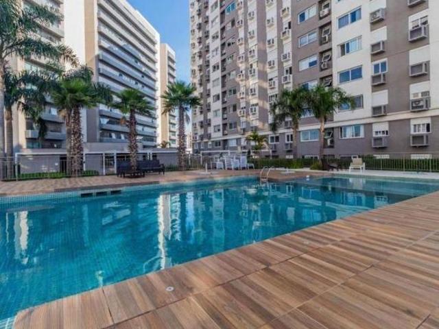 Apartamento de 2 dormitórios, 1 vaga coberta no bairro São Sebastião
